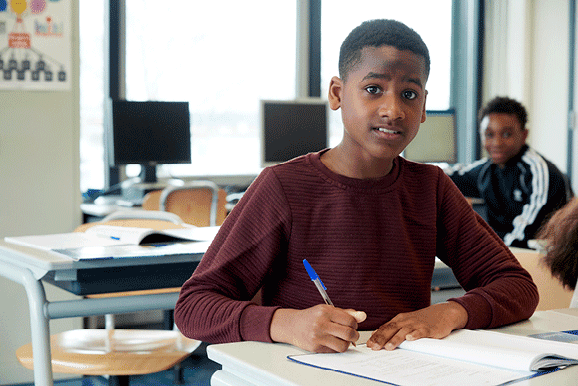 Accent-pro-Delfshaven-1-jongen-klas - Accent Praktijkonderwijs